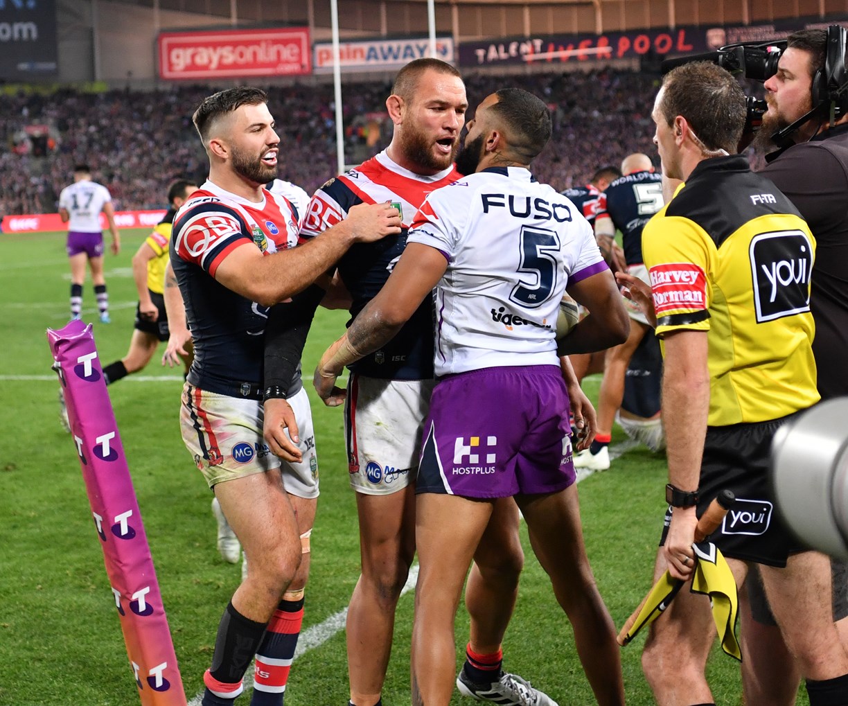 The Ultimate JWH Gallery | Roosters