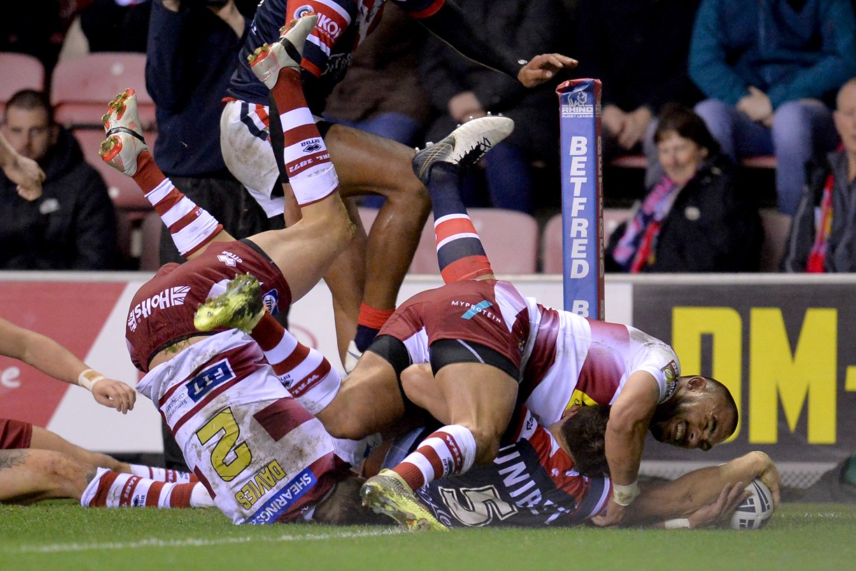 Brett Morris Gallery | Roosters