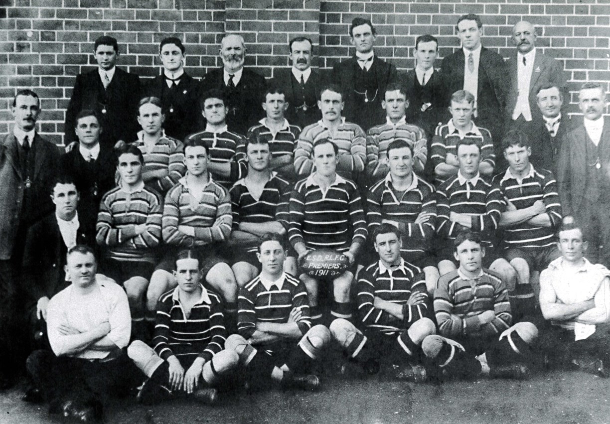 Sandy Pearce Gallery | Roosters